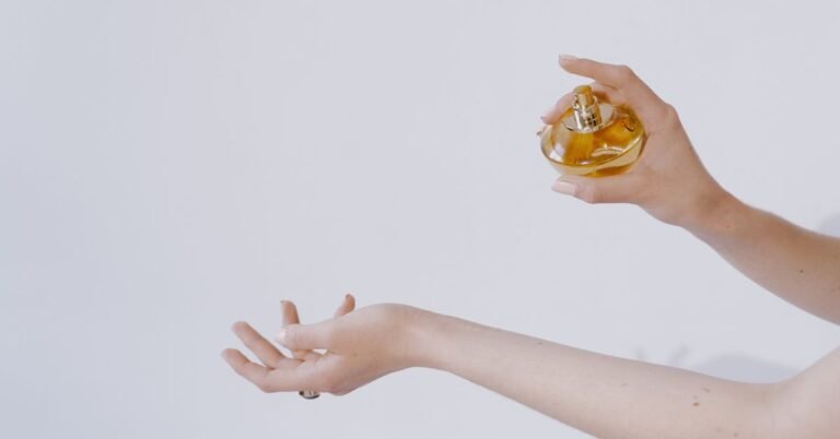 How Long Does Perfume Last on Skin? - ForScent